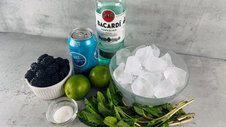 Classic blackberry mojito recipe