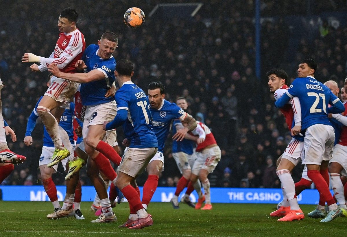 Hasil lengkap Piala FA - Arsenal pesta, Man United merana
