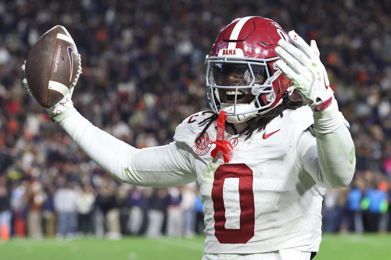 Star Alabama linebacker officially declares for 2026 NFL draft