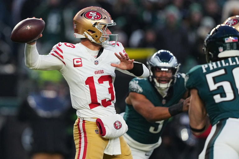Eagles and 49ers get into on-field spat before wild-card clash