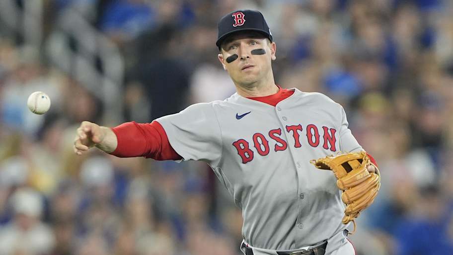 Cubs’ bold Alex Bregman signing changes a nagging narrative