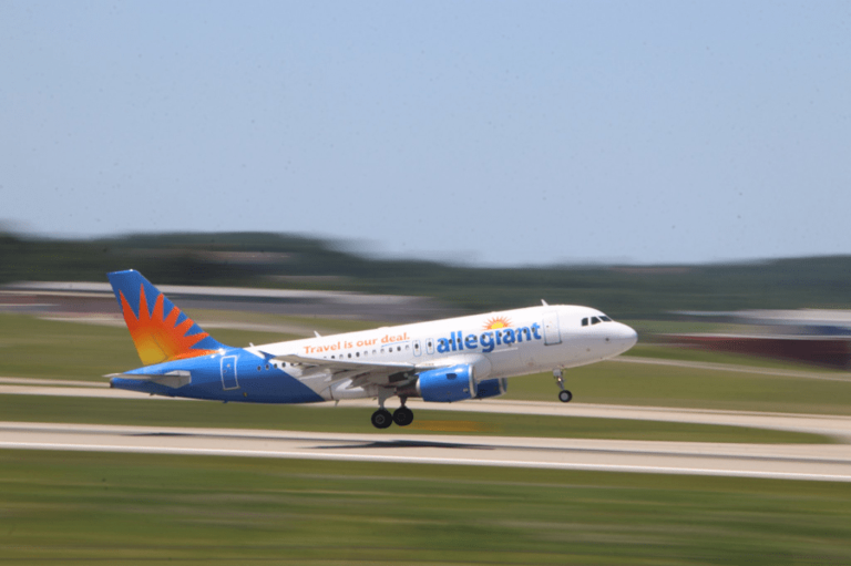 Airline serving Harrisburg airport announces merger