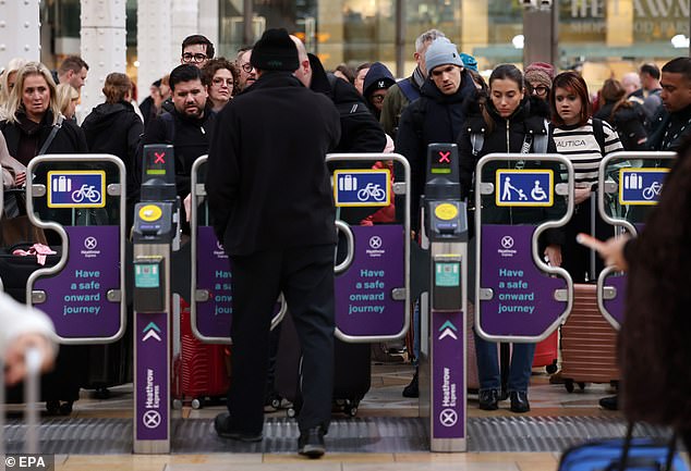 Trains halted to and from Heathrow Airport after fire