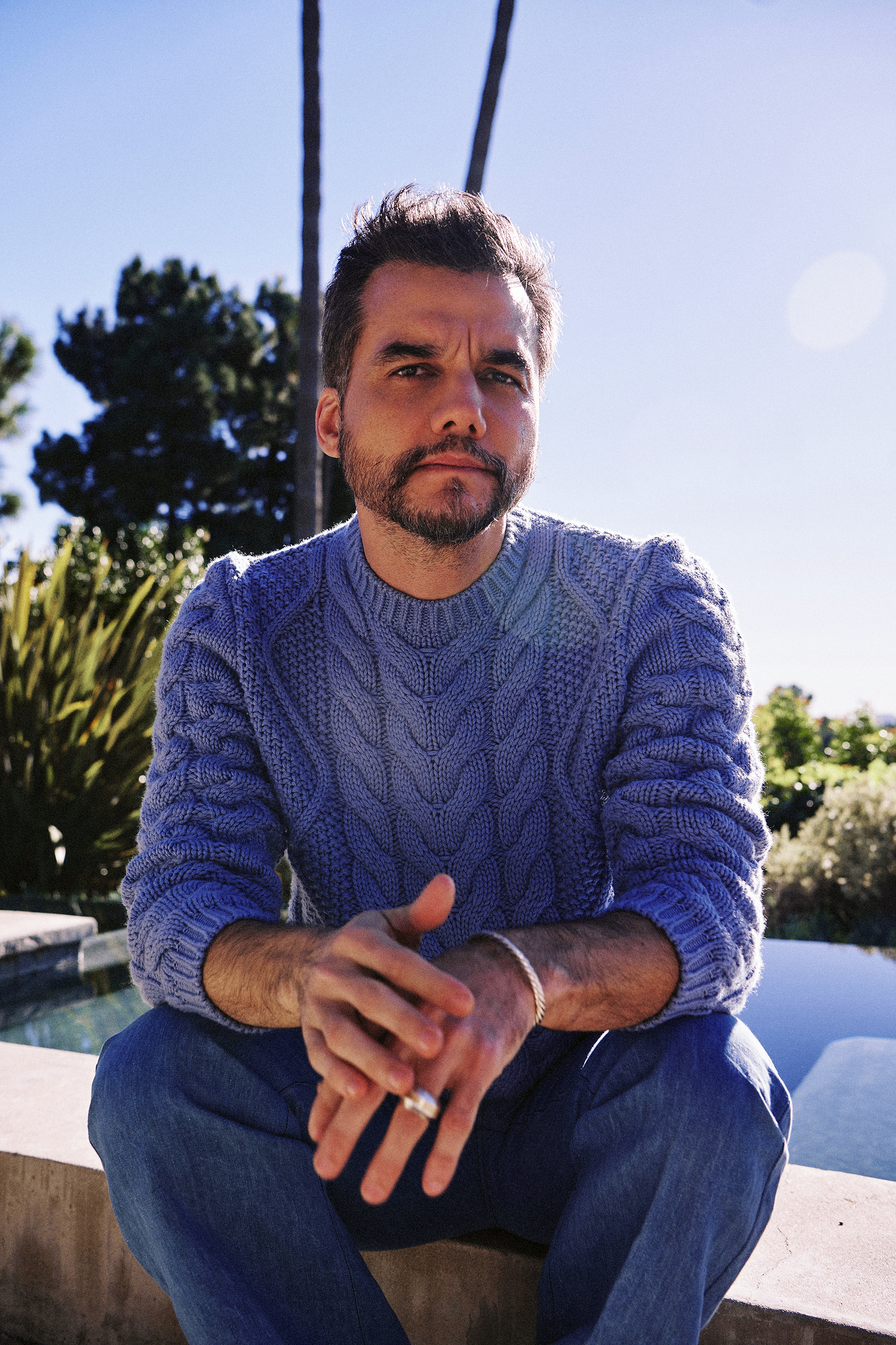 Golden Globes 2026 live updates: Red carpet looks and celebrity ...