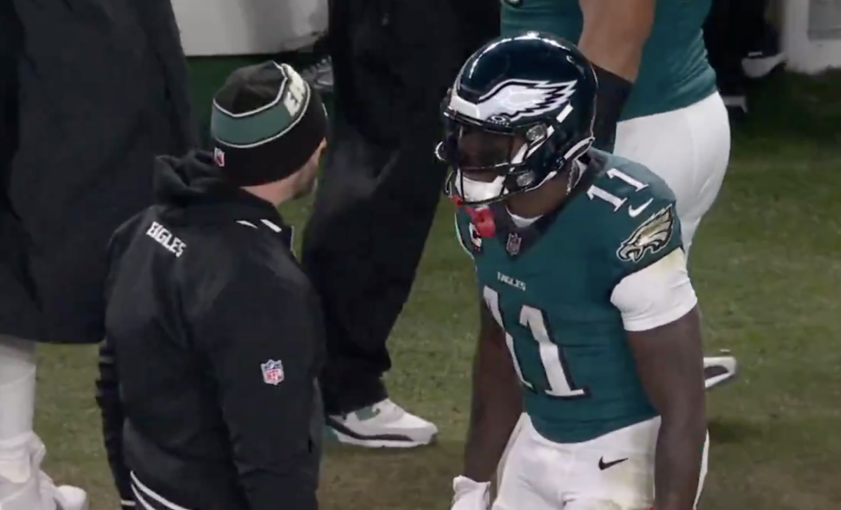 Video shows heated sideline moment between Nick Sirianni, AJ Brown