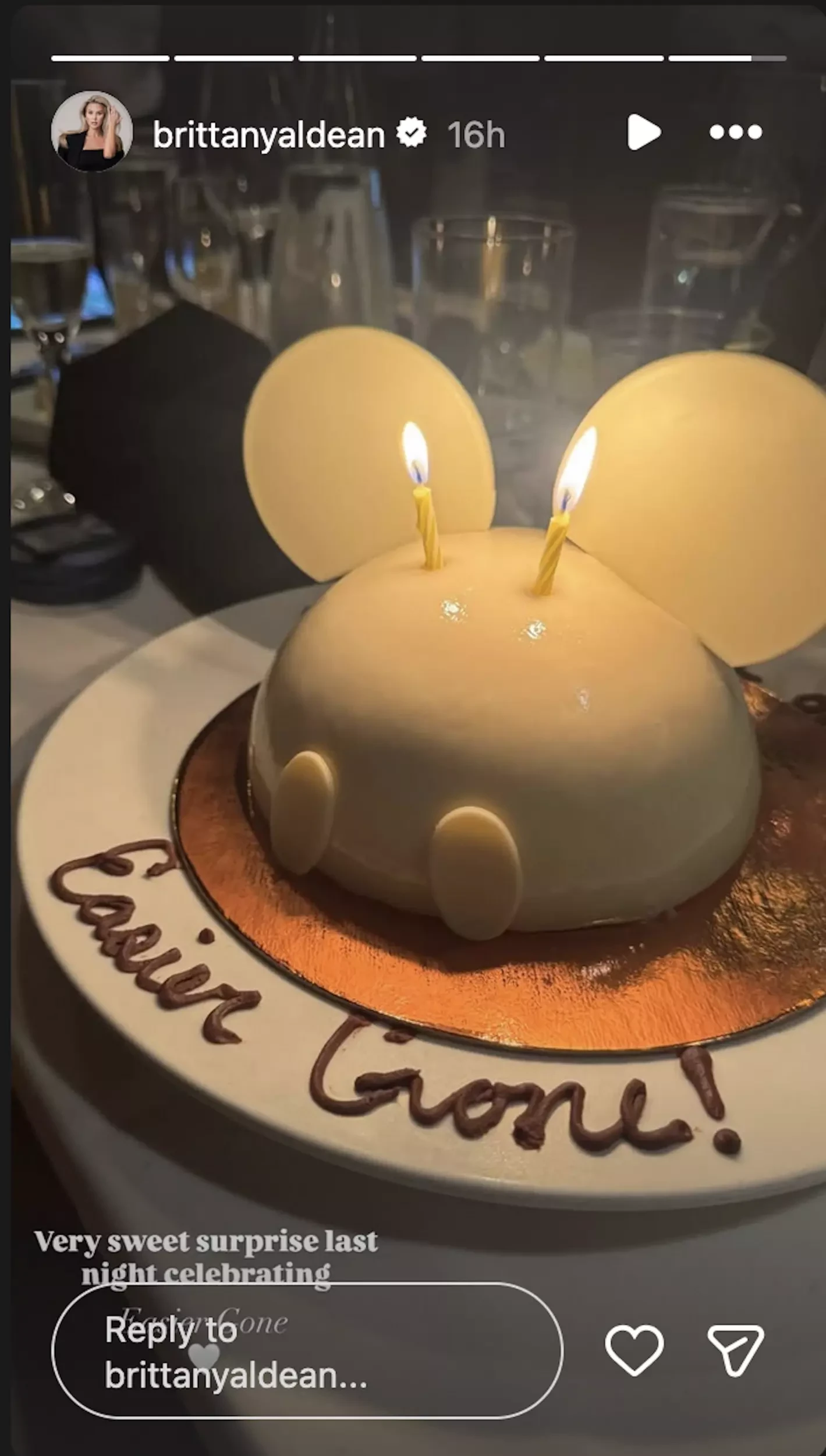 Jason + Brittany Aldean celebrate new duet with a cake at Disney World ...