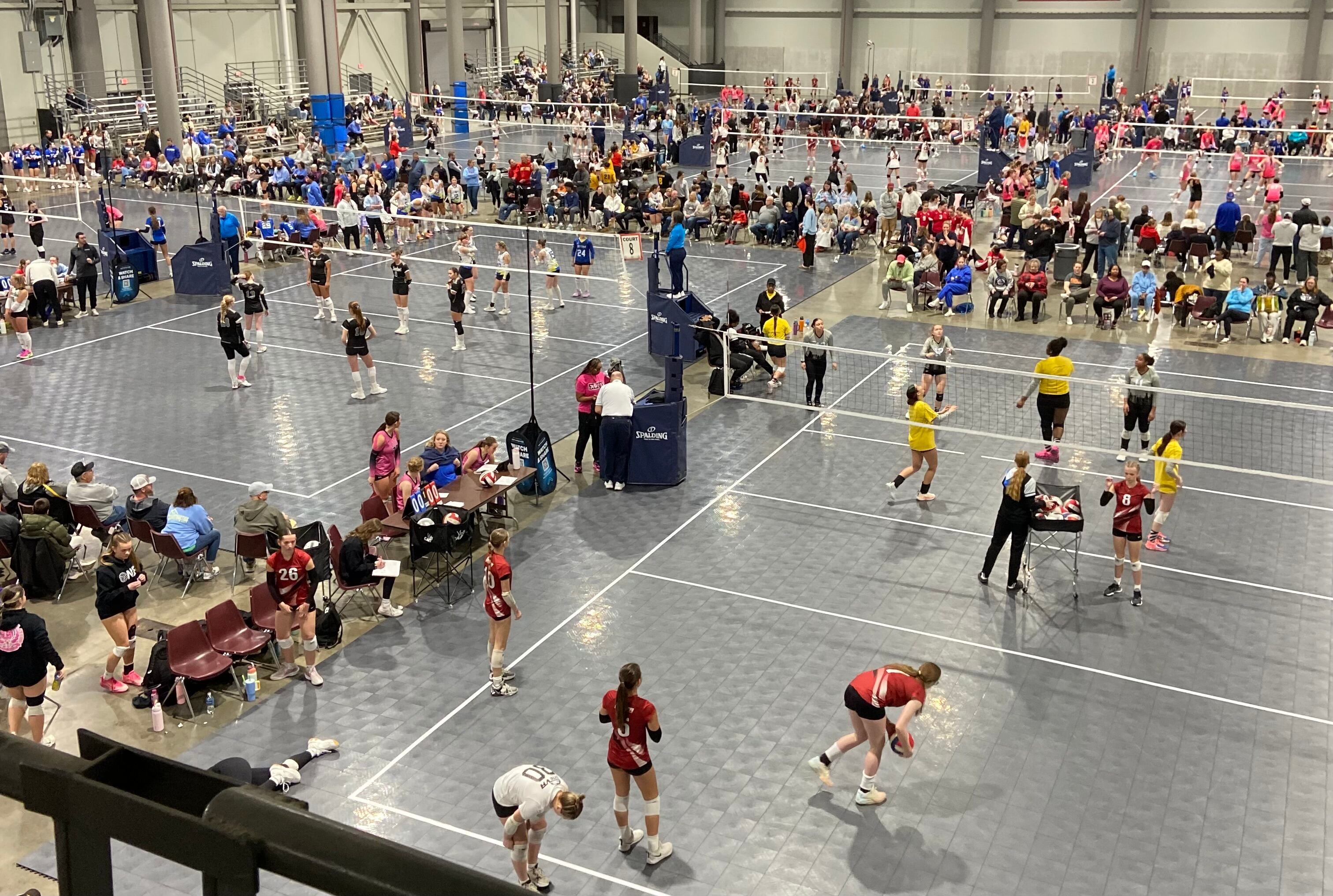 85 volleyball teams come together for first-ever Topeka Throwdown ...