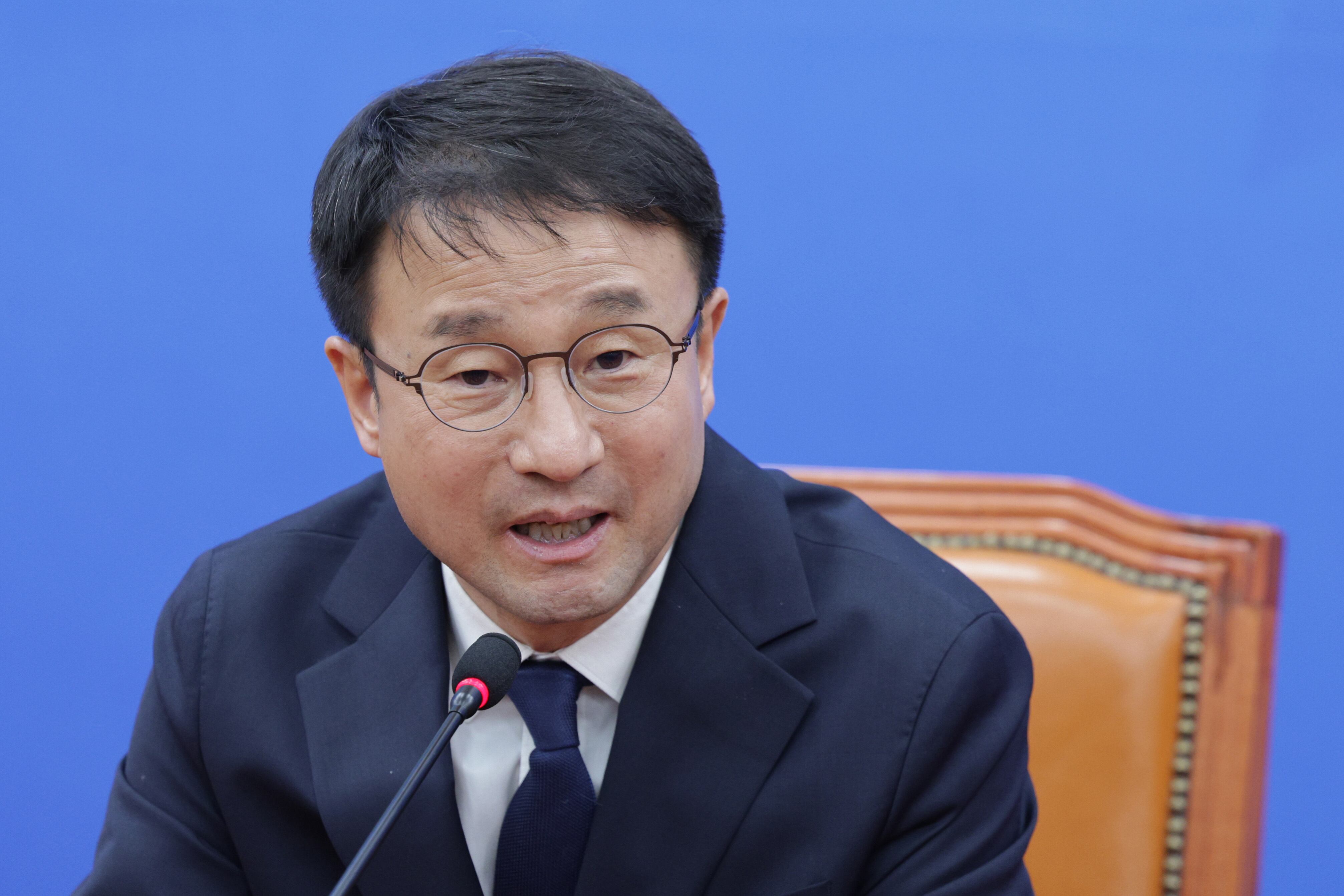 Democratic Party Ethics Committee to decide Kim Byung-kee's expulsion