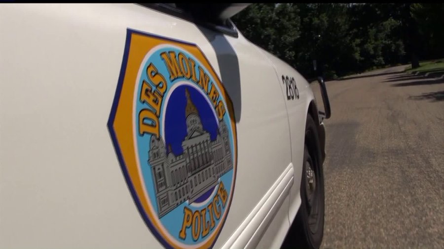 1 injured during crash that ruptured a gas line in Des Moines