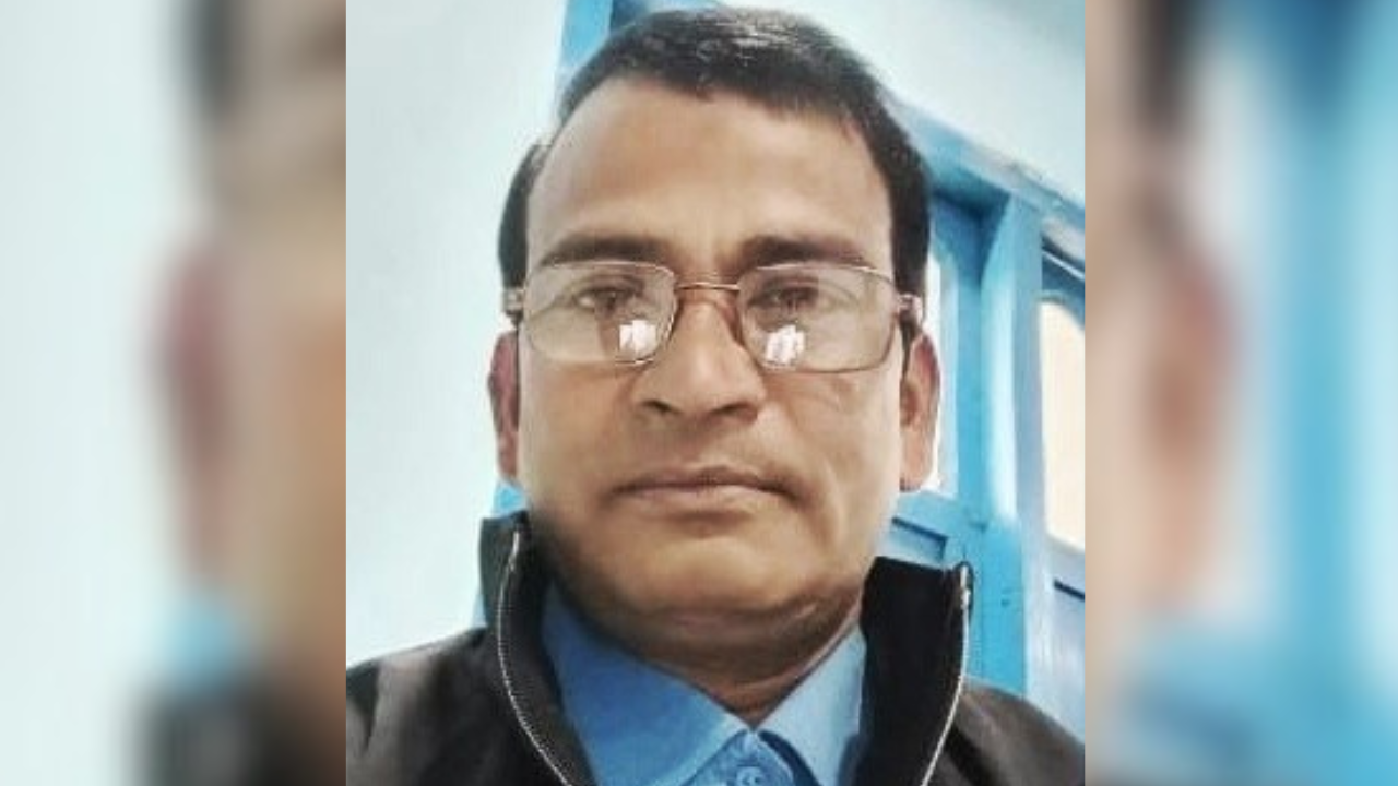 Bengal SIR: Headmaster on BLO duty found hanging in school; family cite ...