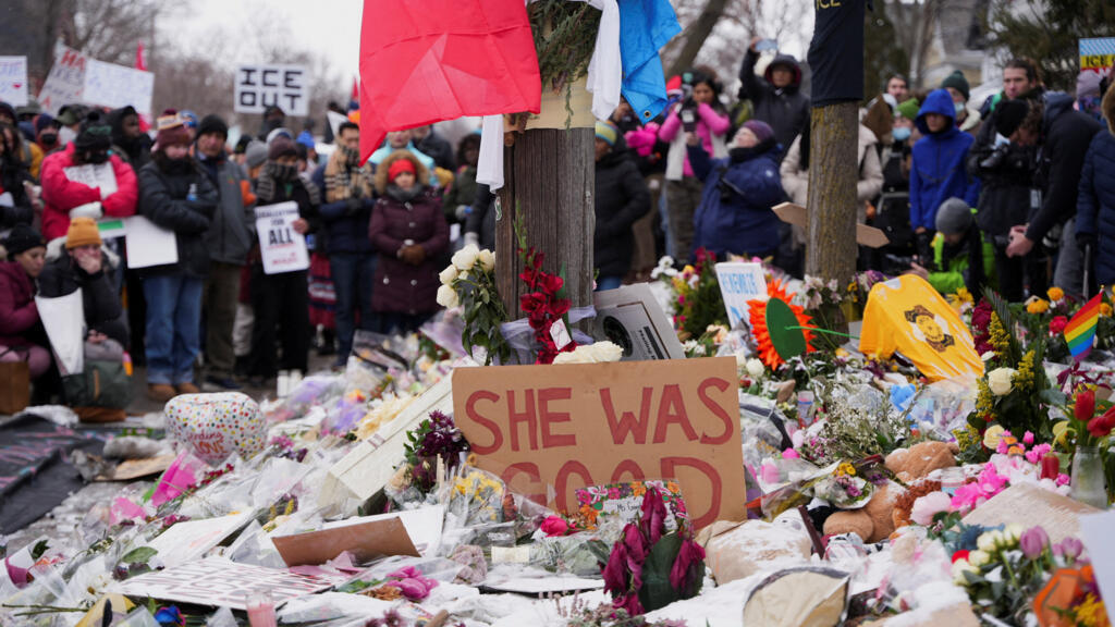 'Hundreds more' US agents head to Minneapolis, says Homeland Security ...