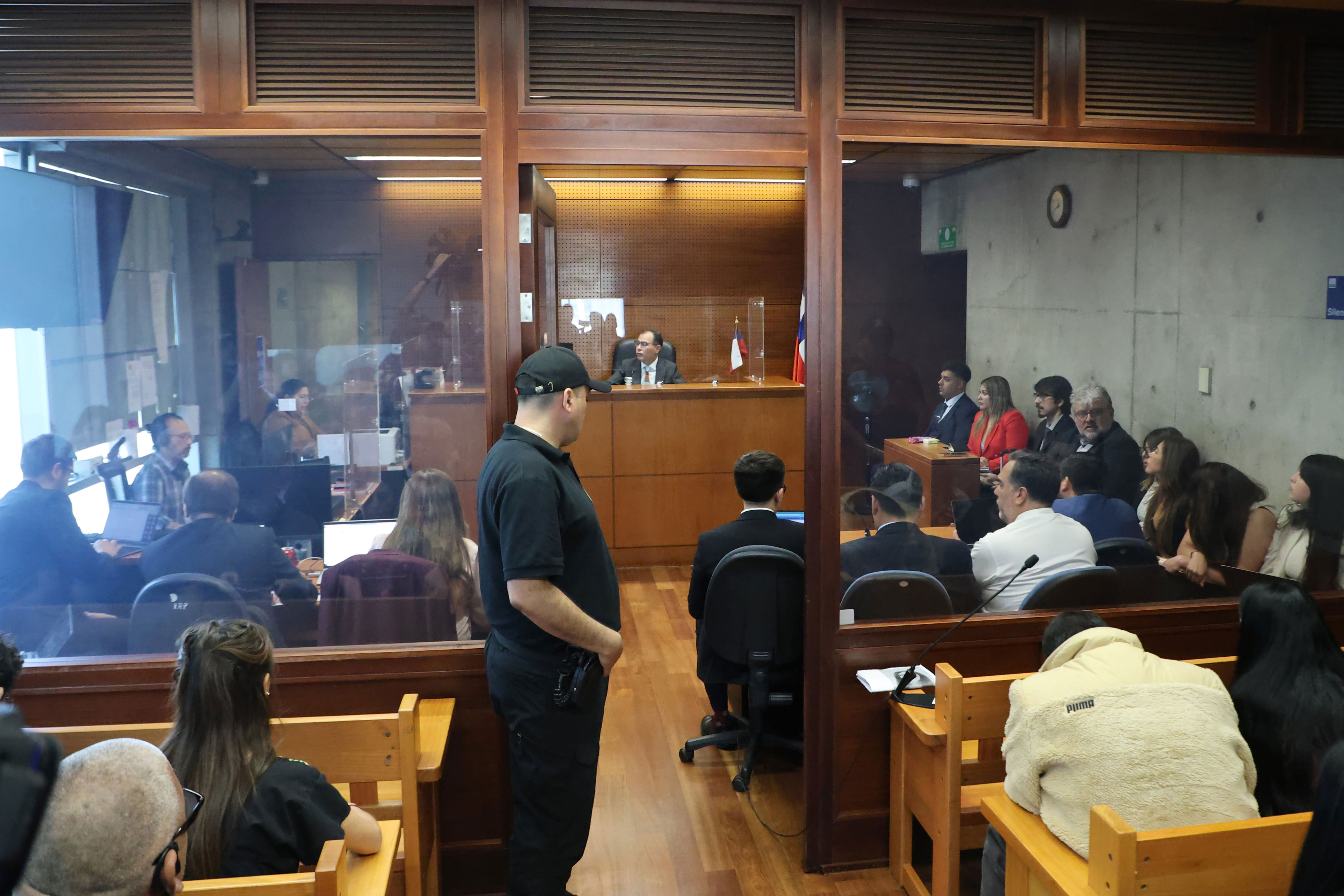 Incluso se hicieron pasar por ella: continúa formalización de banda ...