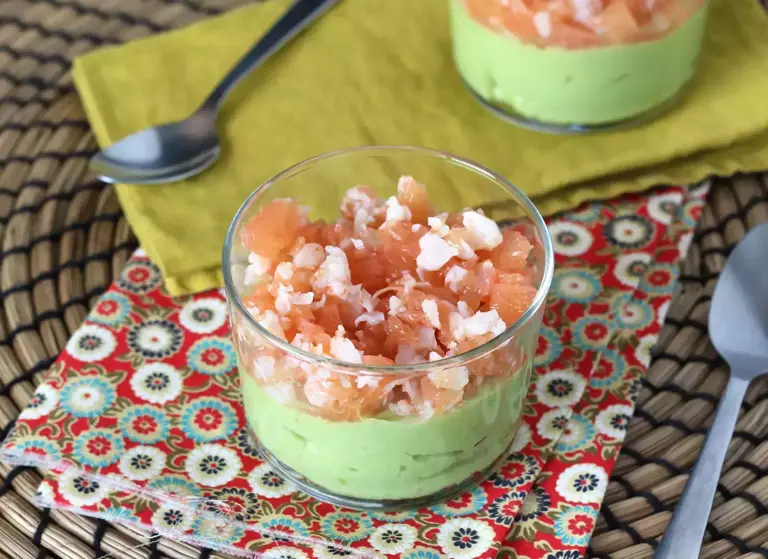 Fresh avocado, shrimp, and grapefruit verrines: the perfect summer ...