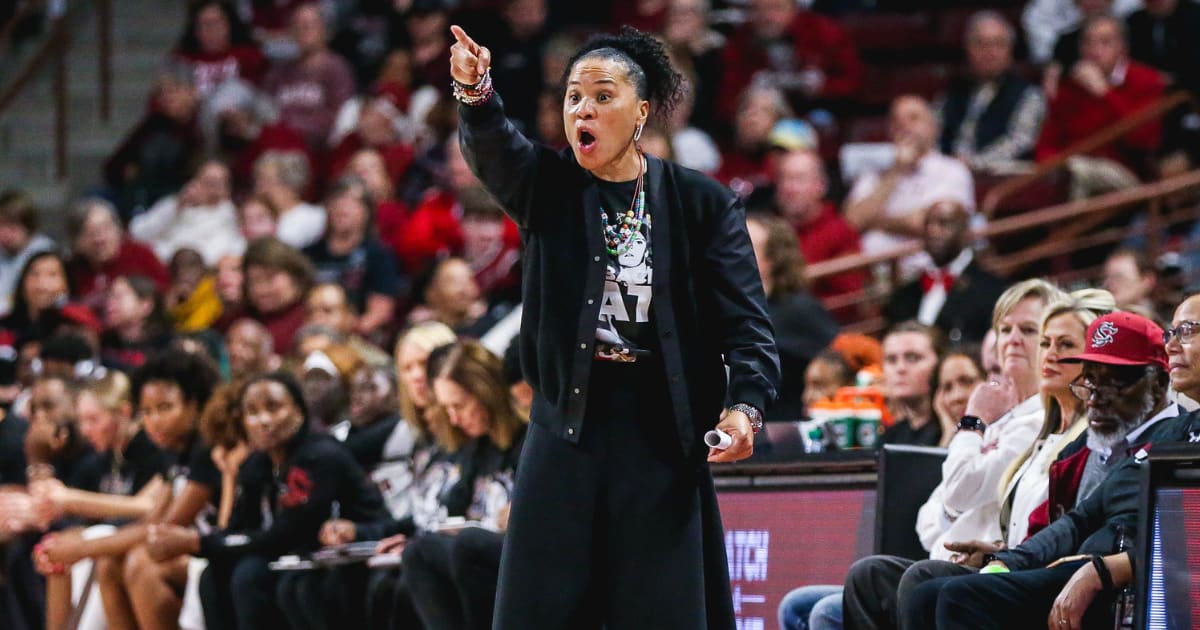 Everything Dawn Staley said after South Carolina’s win over Georgia