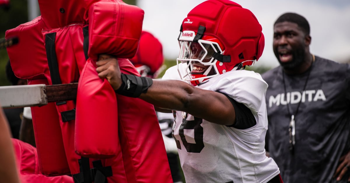 Georgia EDGE Elo Modozie Enters the Transfer Portal