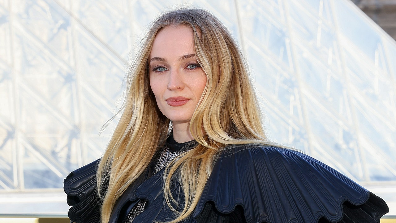 Sophie Turner trains eight hours a day, five days a week for intense ...