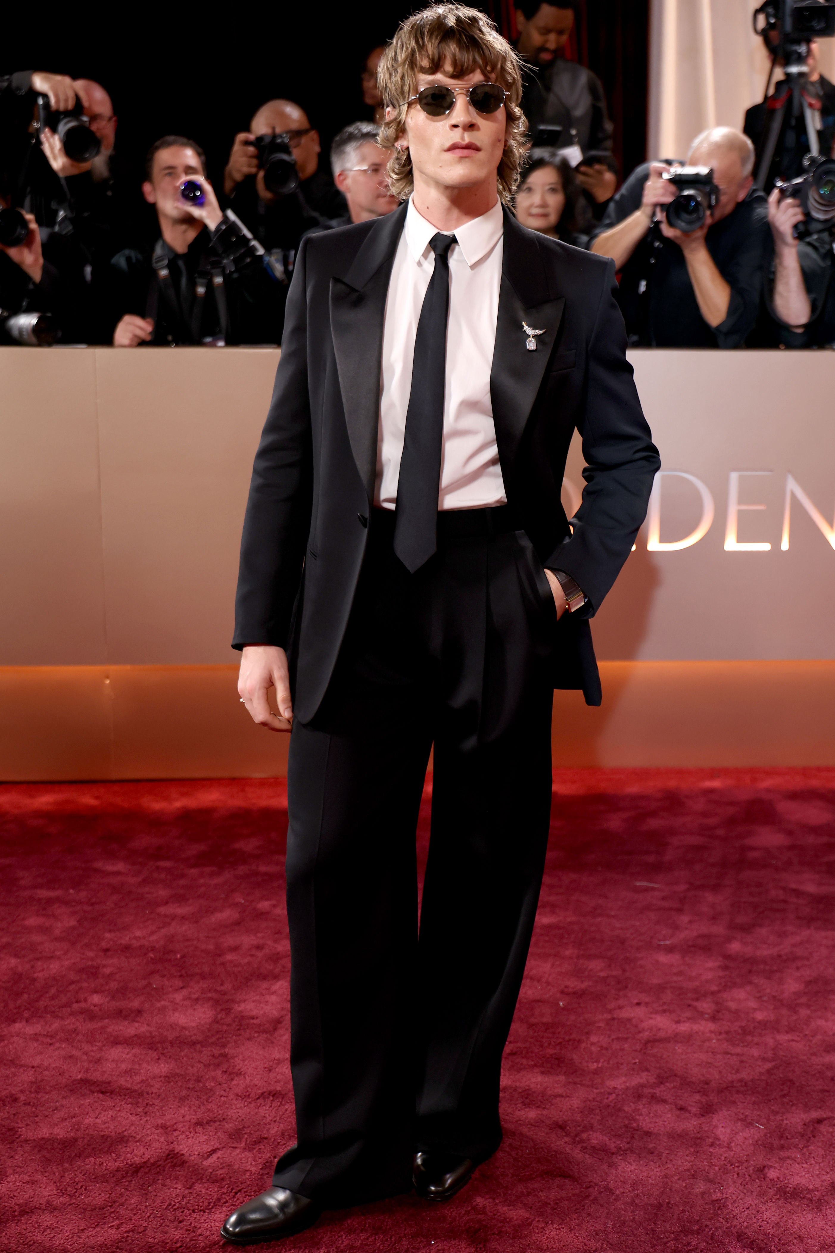 'Heated Rivalry' stars Connor Storrie and Hudson Williams trade skates ...