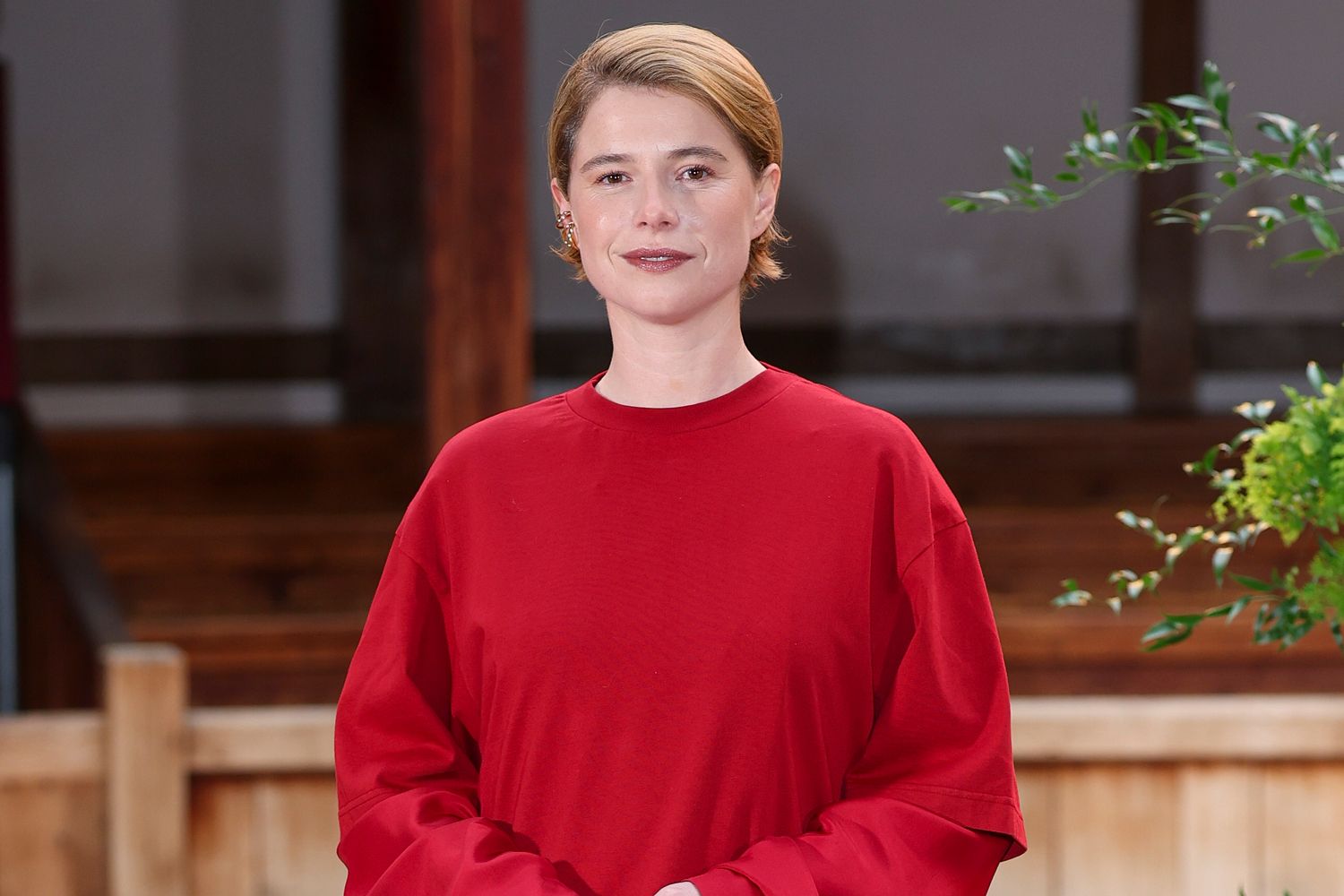 Jessie Buckley's family: Everything the award-winning actress has said ...