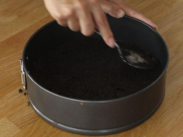 Peanut butter and Oreo brownies