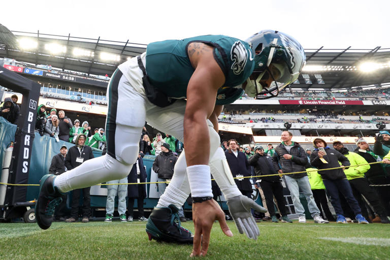 Eagles vs. 49ers: Philadelphia trails 7-6 after Dallas Goedert's two ...