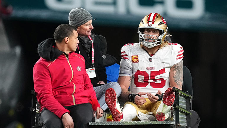 49ers' George Kittle carted off field with Achilles injury during wild ...