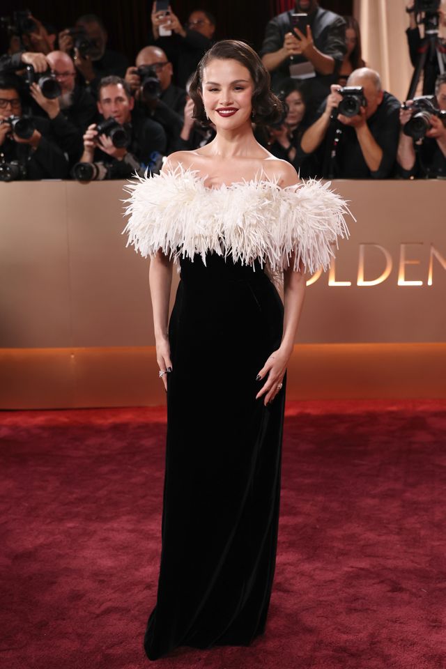 Selena Gomez pairs her low-cut dress with new haircut and deep ...