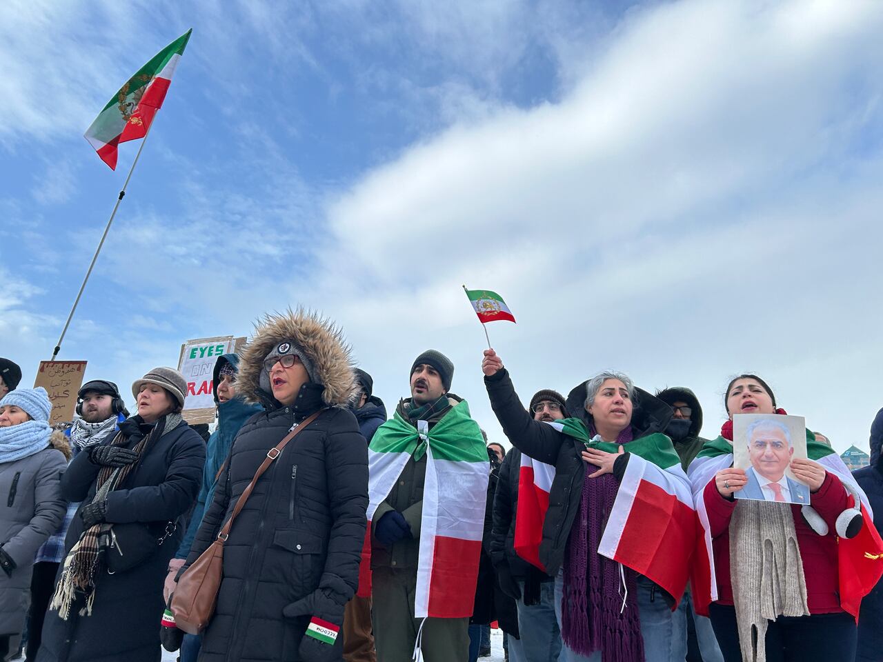 Winnipeggers with Iranian ties concerned, unable to reach loved ones