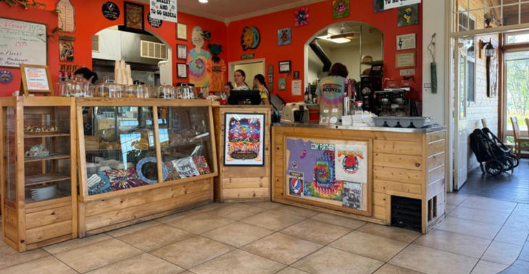 Cozy Oregon mom & pop spots that feel like coming home