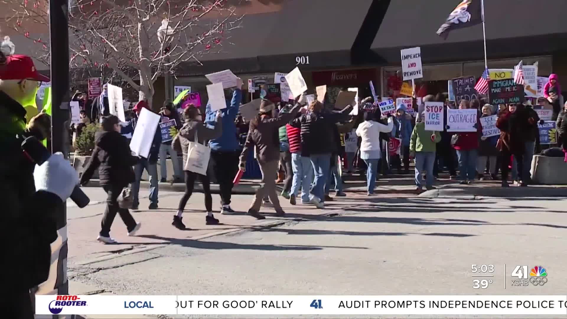 ICE shooting in Minneapolis brings new energy to 46-week Lawrence protest