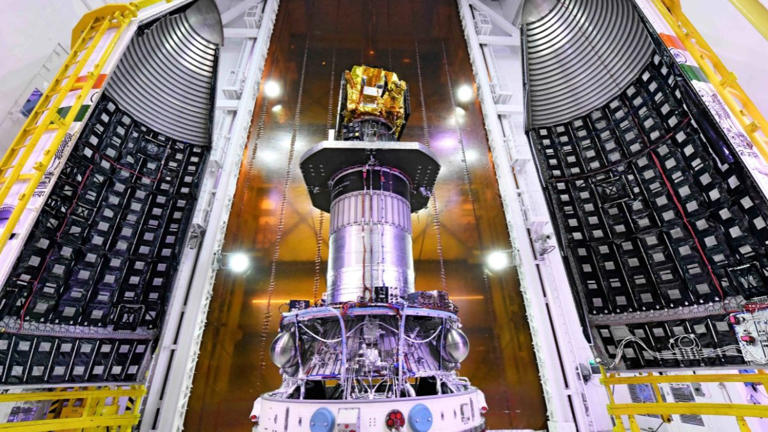 ISRO to launch PSLV-C62 with DRDO's powerful Anvesha, 15 other ...
