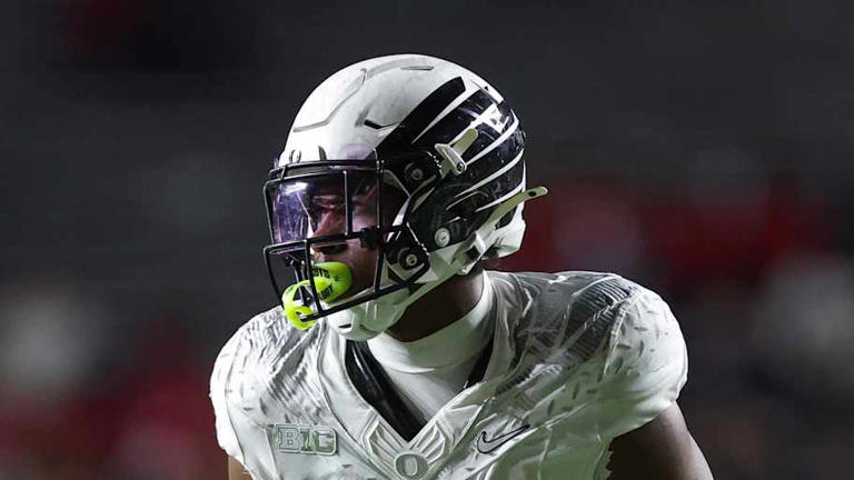 Oregon Ducks lose experienced defender to transfer portal