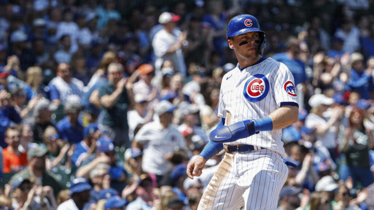 Red Sox should trade for Cubs Gold Glover after they stole Alex Bregman