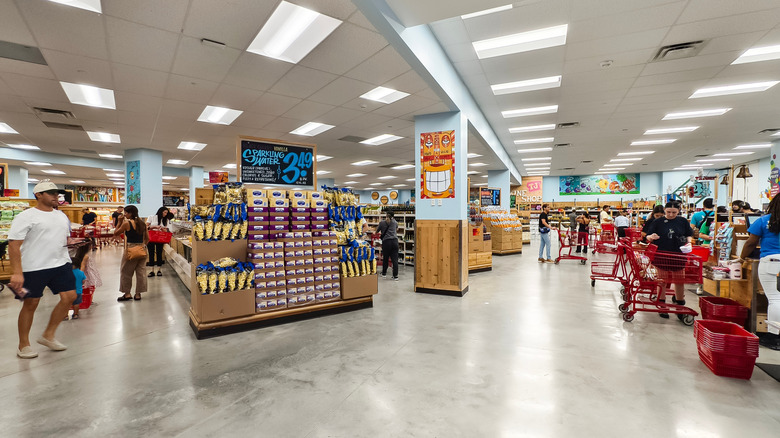 13 mildly annoying things about shopping at Trader Joe's