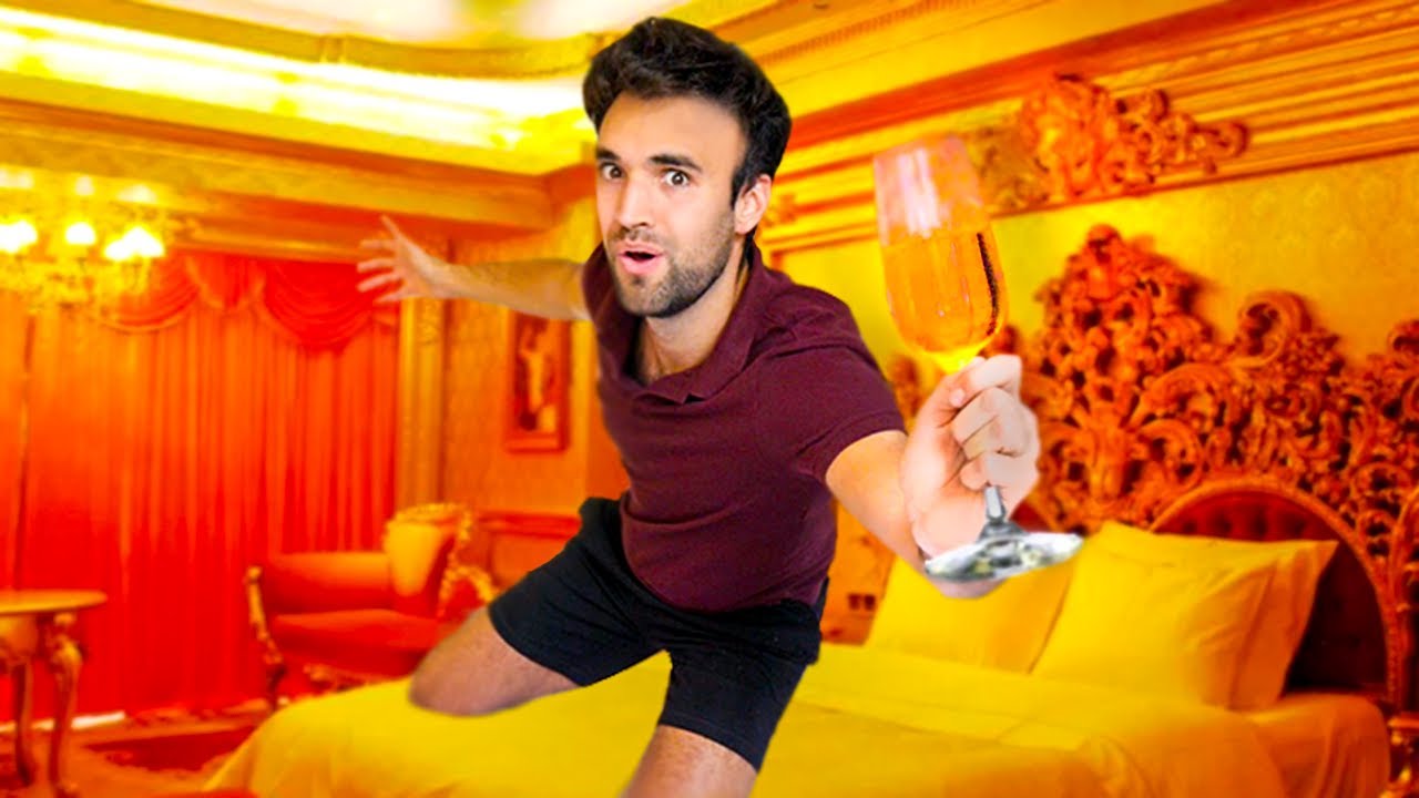 The secret of this cheap 7-star hotel