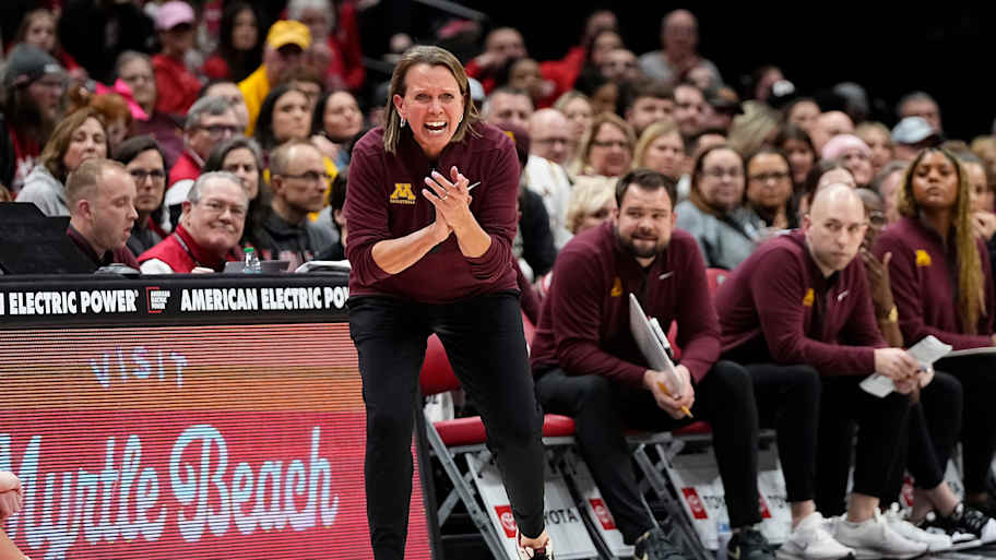 Gophers snap 34-game losing streak against ranked teams, beat No. 21 USC