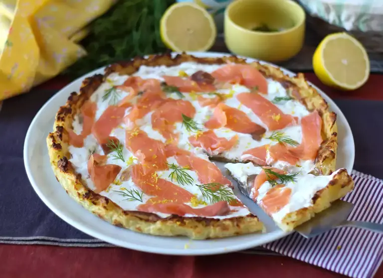 Smoked salmon tart with potato base