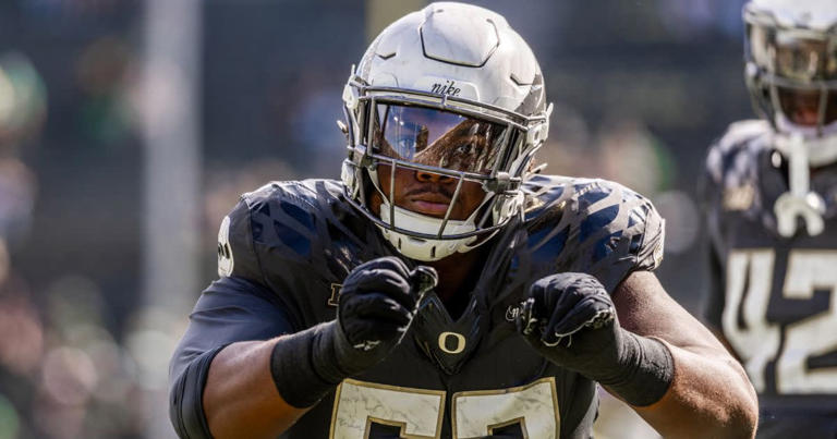 Oregon defensive tackle A’mauri Washington announces NFL decision
