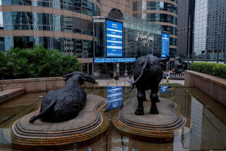 China's OmniVision to open slightly higher in Hong Kong trading debut