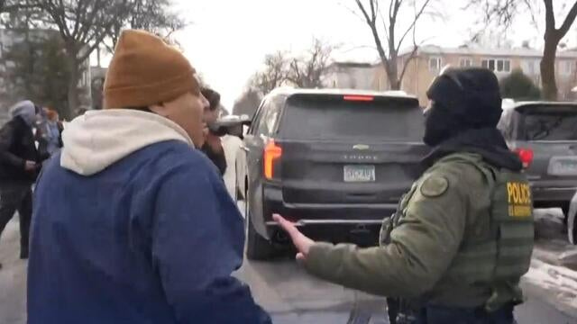 Noem says more federal agents coming to Minnesota, protests continue ...