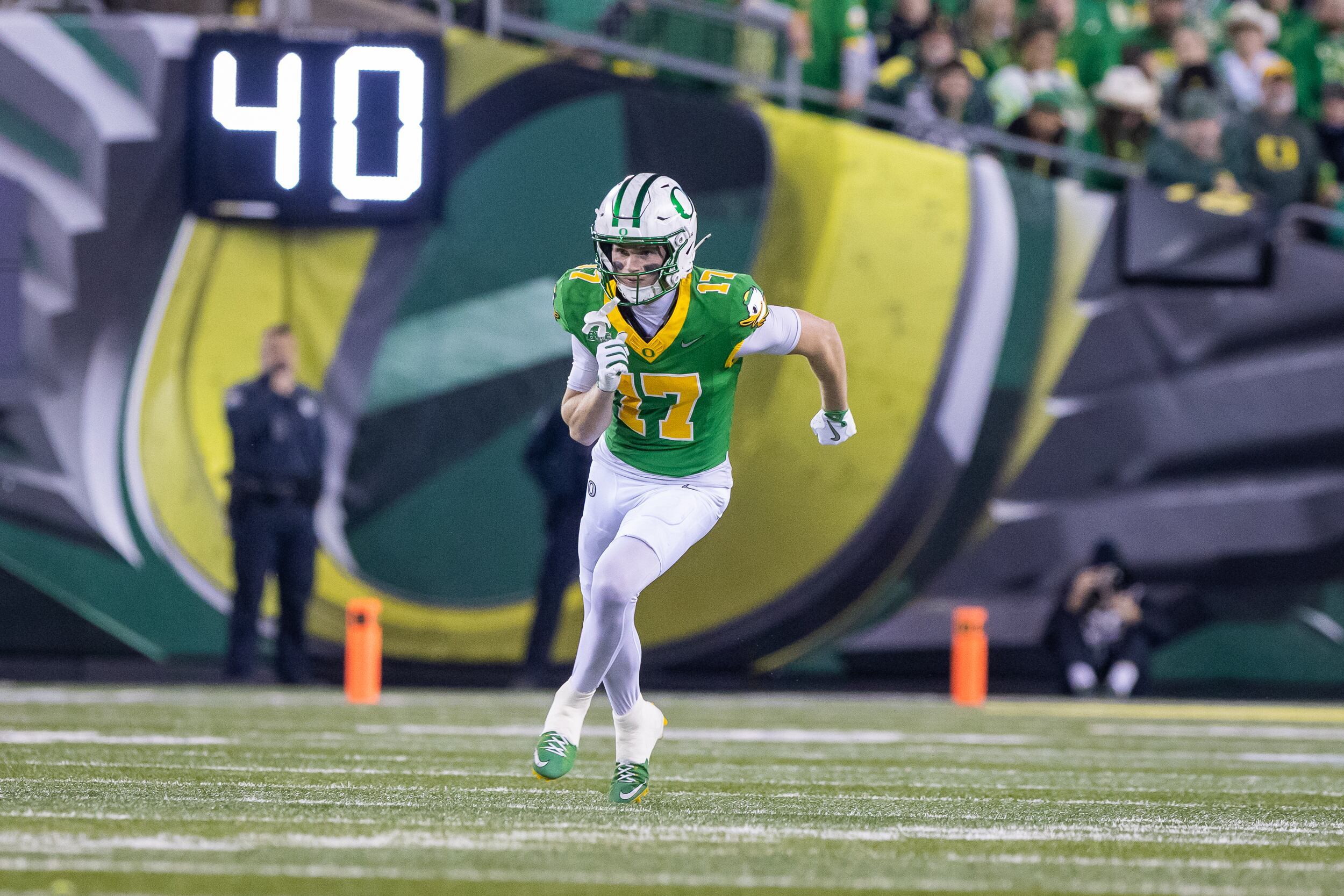 Oregon receiver Cooper Perry to enter transfer portal