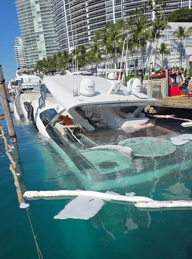 Passerby raises concern after photographing shocking sight at US dock ...