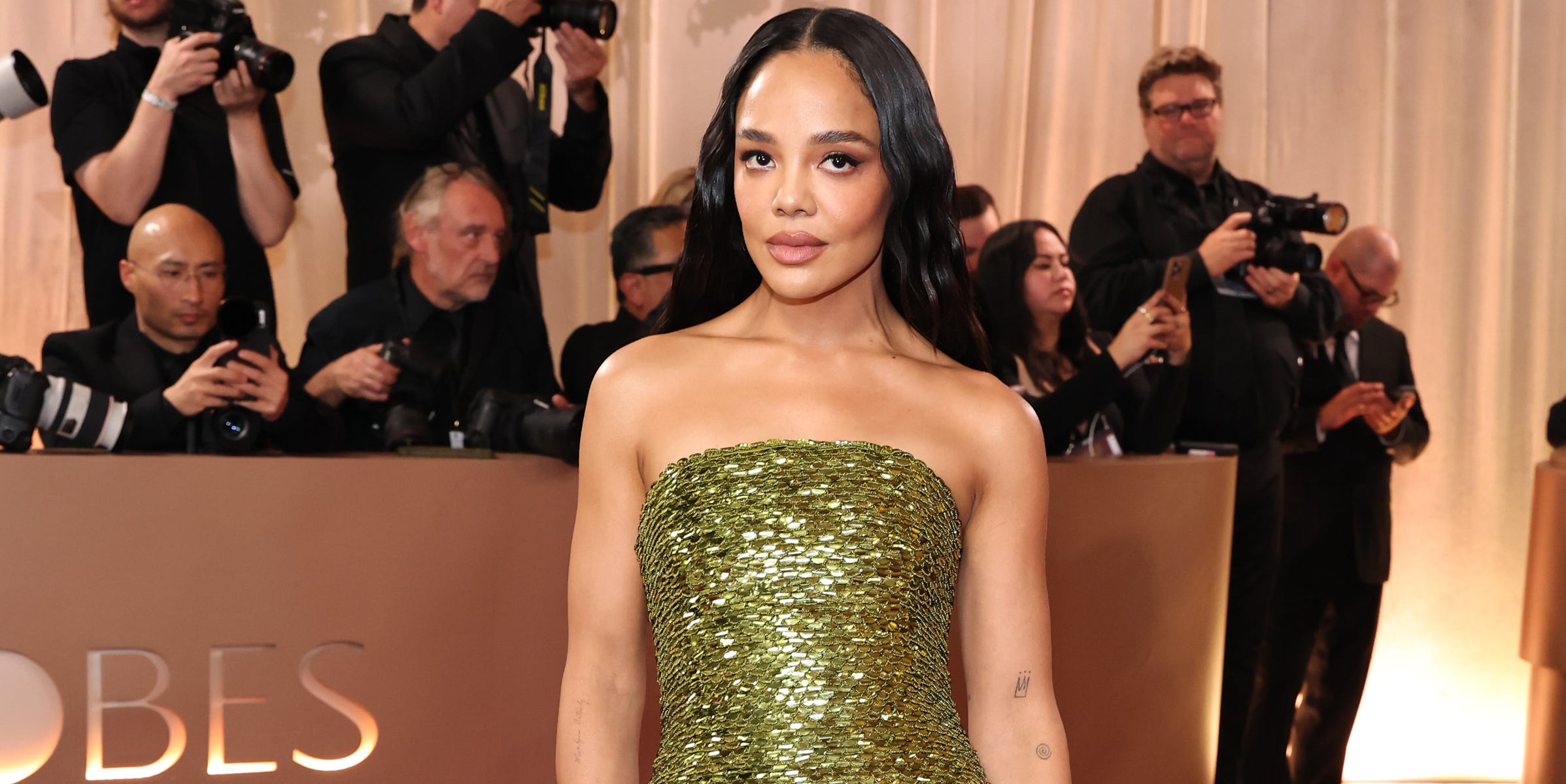 Tessa Thompson’s backless dress has everyone doing a double take at the ...