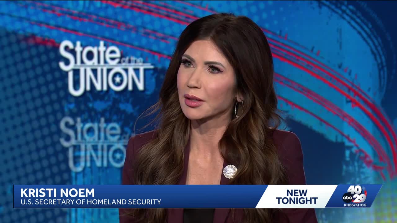 Bentonville protesters rally after ICE shooting in Minneapolis