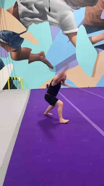 A few jumps: Short training and movement clips