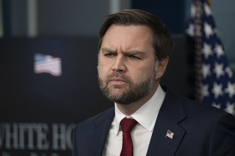 Kaitlan Collins and Jake Tapper defend CNN as JD Vance's brutal attacks