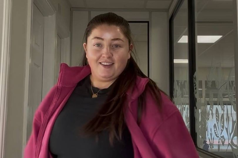 Mum unrecognisable after losing six stone using special 'rule'