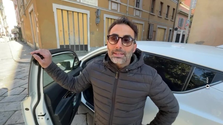 Ragazze di 20 anni inseguite di notte da 5 sconosciuti a Pavia, un ...