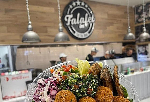 Best cheap places to eat in DC for kids & families (under $10!) — recs ...