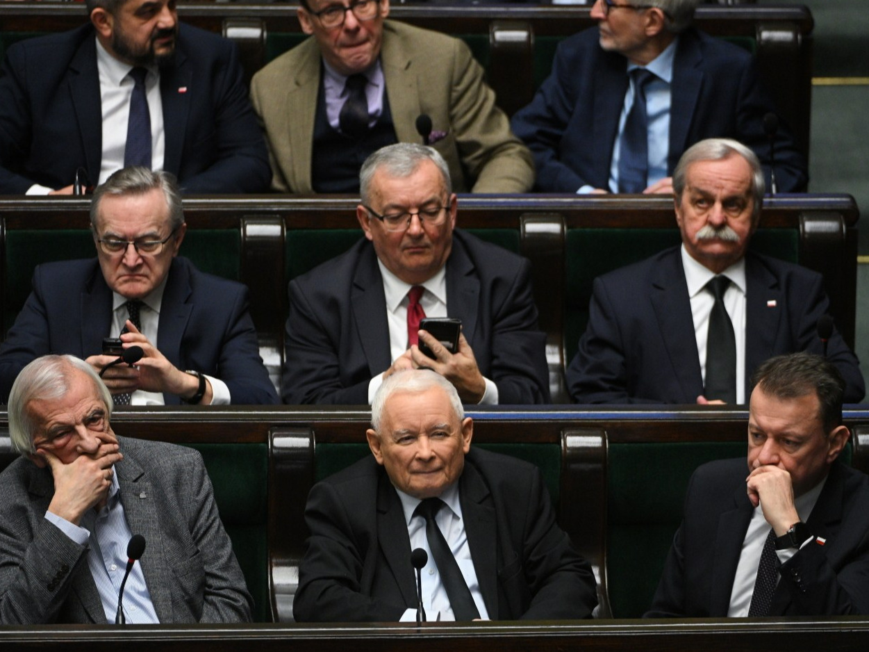 Rekordowe darowizny na PiS. Lista polityków ujawniona