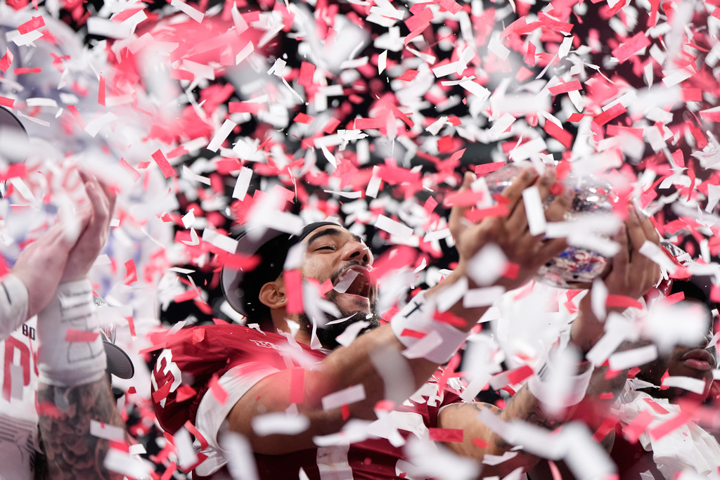 Inside the numbers: How Indiana and Miami stack up going into CFP ...